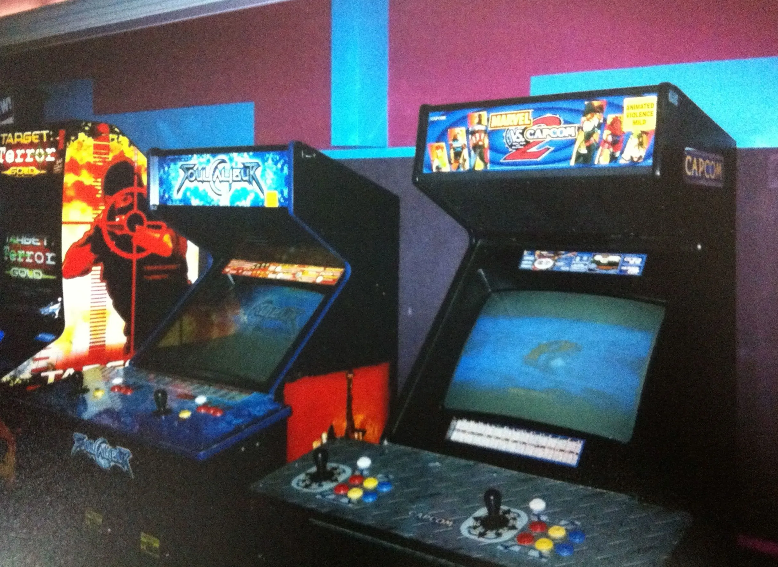 A Trip Back to Aladdin's Castle - 90kids.com