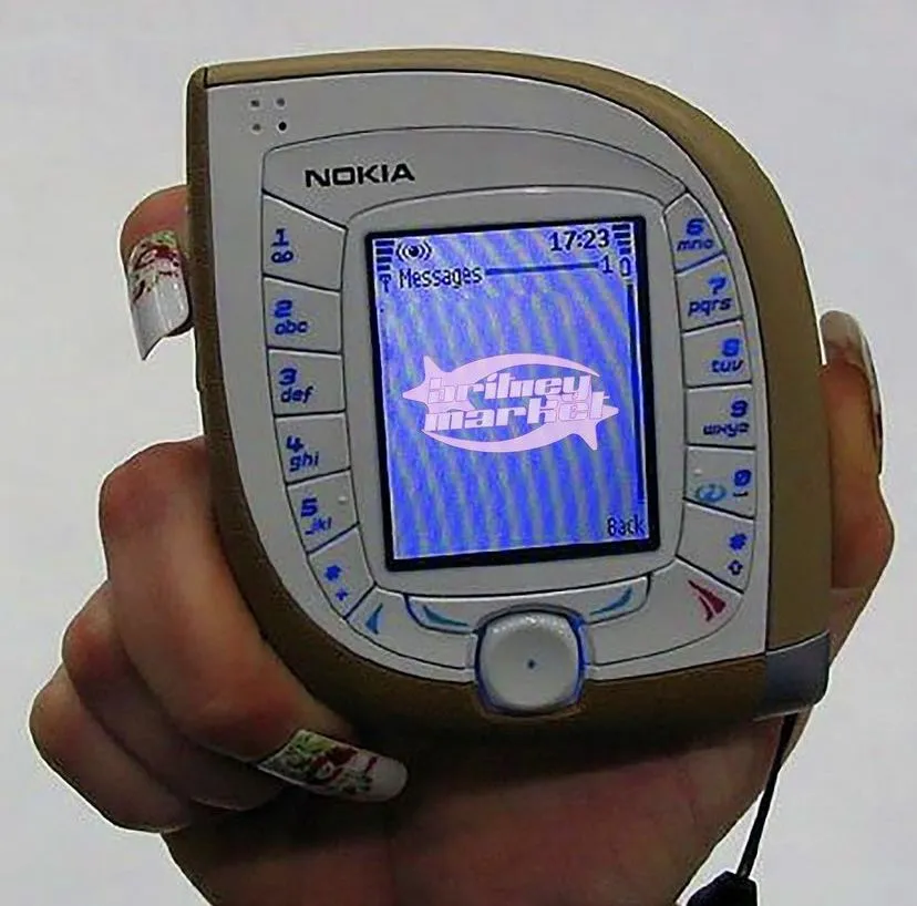 Nokia 7600 – The Teardrop Phone That Tried to Redefine Cool - 90kids.com