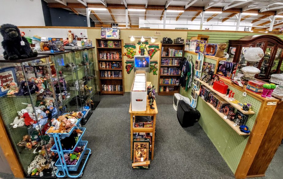 2020 updated 90's themed booth!